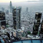 Frankfurt: Must-See Attractions Walking Tour with a Guide - Thorough Breakdown of the Tour
