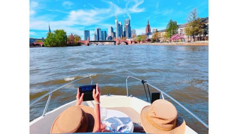 Frankfurt: Private Skyline Sightseeing Boat Tour - Why It’s Worth the Price