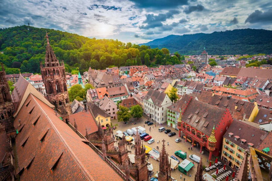 Freiburg: Exciting City Tour with sightseeing and history - Starting Point: Betty BBQ Meeting Point