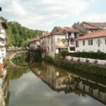 French-Basque Countryside Private tour Discover the hidden beauty of Pyrenees - Itinerary Breakdown: From Medieval Towns to Mountain Villages