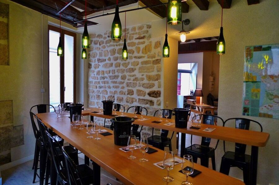 French Wine Tasting Class with a Sommelier - What’s Included and How to Make the Most of It
