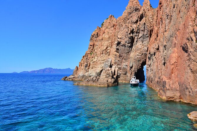 Friendly getaway to the Calanques of Piana from Cargèse - Key Points
