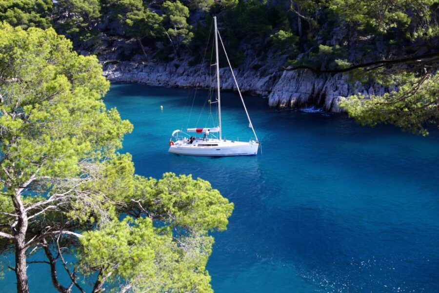 From Aix: Cassis Boat Ride & Provence Wine Tasting Day Tour - Authentic Experiences and Practical Tips