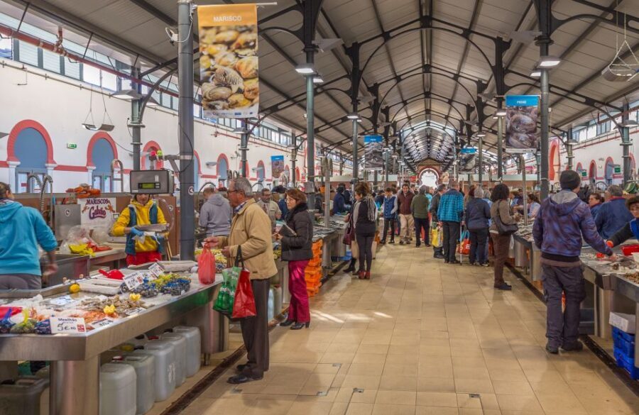 From Algarve Coast: Day Trip by Bus to Loule Market - Detailed Review of the Loule Market Day Trip
