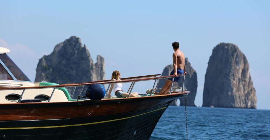 From Amalfi: Li Galli Islands and Capri Full-Day Boat Tour - What the Reviews Say