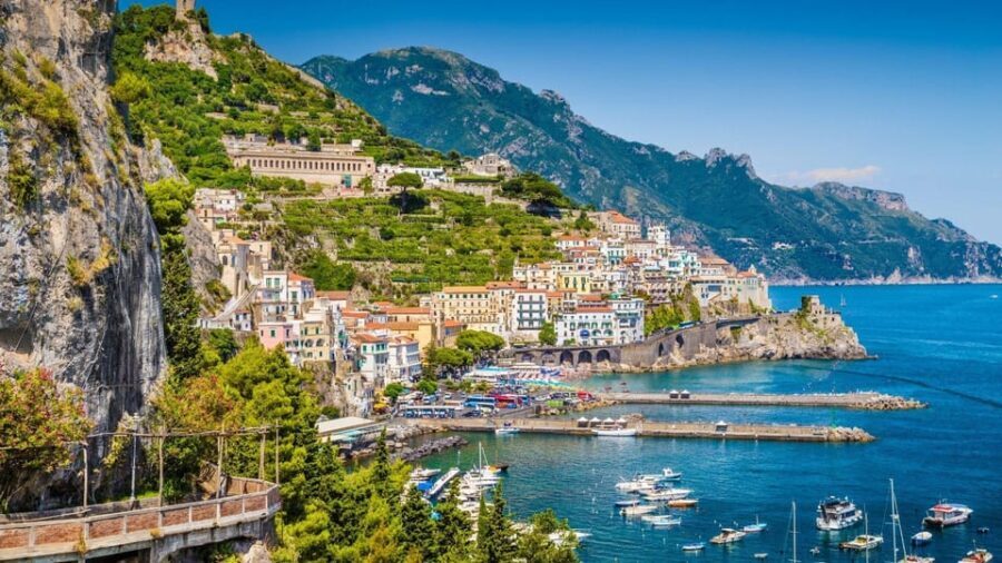 From Amalfi: private 12m boat tour of the Amalfi Coast - The Boat: Comfort and Style on the Water