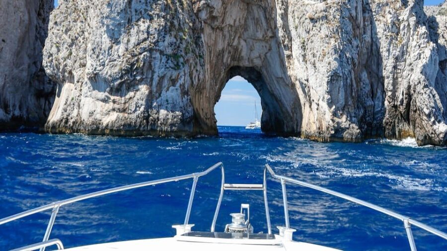 From Amalfi: private boat tour of the Amalfi Coast and Capri - The Itinerary in Detail
