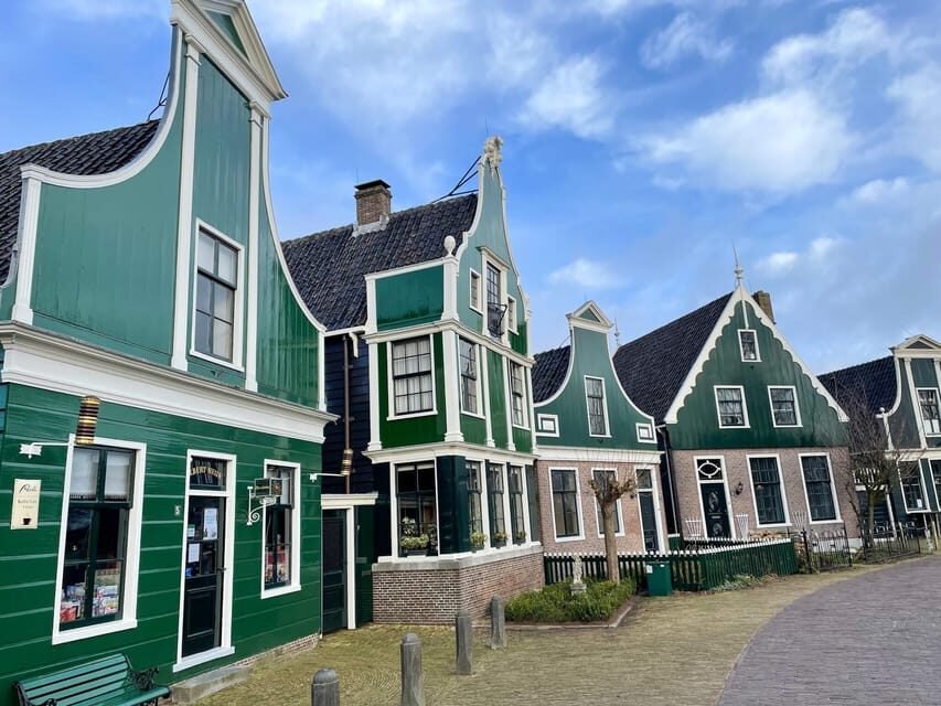 From Amsterdam: Zaanse Schans Windmills Guided Tour Half Day - Key Points