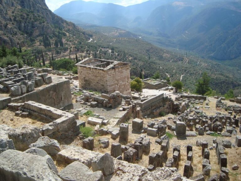 From Athens: Full Day Private Tour of Delphi - Transportation and Comfort: Why It Matters