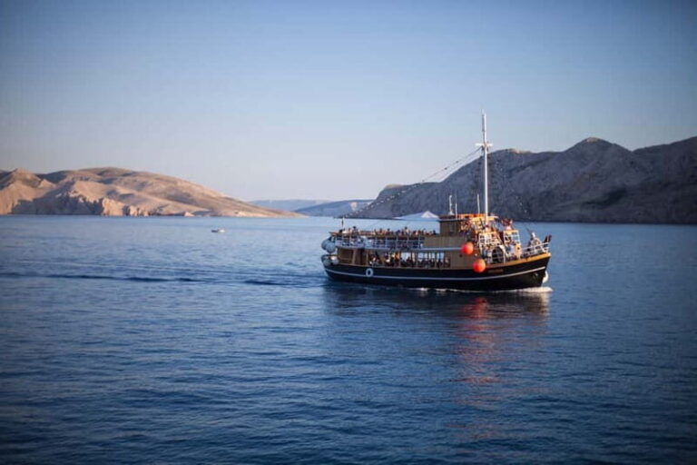 From Baka: Island Day Trip on a Traditional Ship with Lunch - What Makes This Tour Stand Out