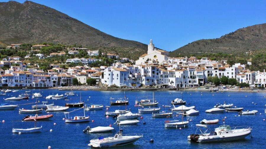 From Barcelona: Dalí Triangle and Cadaques Tour - Authentic Experiences and Real-World Tips