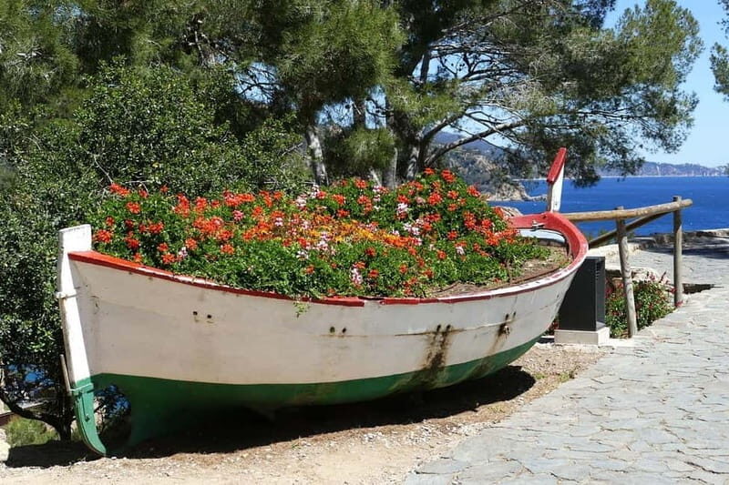 From Barcelona: Private Costa Brava Guided Tour - Who Should Book This Tour?