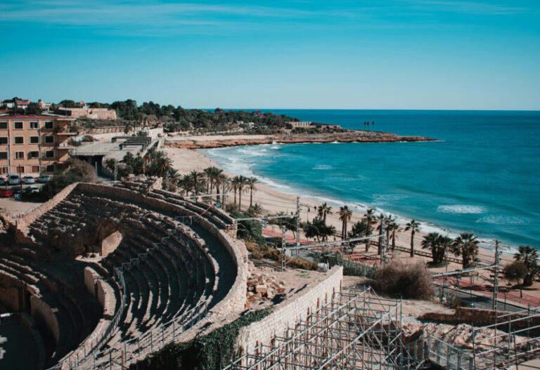 From Barcelona: PRIVATE Sitges & Tarragona Guided Tour - Key Points
