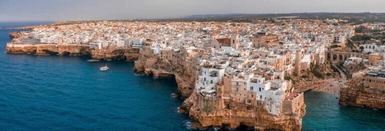 From Bari: Day tour to Polignano a Mare, boat ride and free time - The Itinerary in Detail