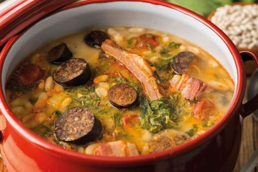 From Bilbao: Villages of Cantabria Private Tour with Lunch - Exploring Santillana del Mar — A Medieval Feast for the Eyes