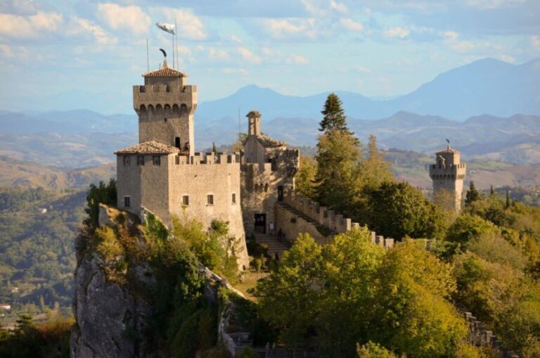 From Bologna: Private San Marino Day Tour with Lunch - Why This Tour Stands Out