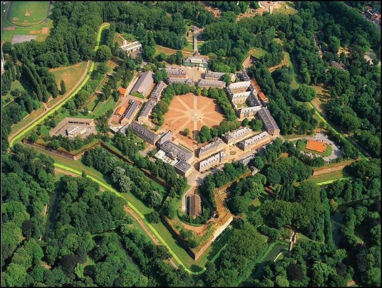 From Brussels: Lille, Cambrai, and Quesnoy Heritage Day Trip - Practical Details and Tips