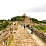 From Bucharest: Day Trip to Medieval Marvels of Bulgaria - Transportation, Timing, and Pricing