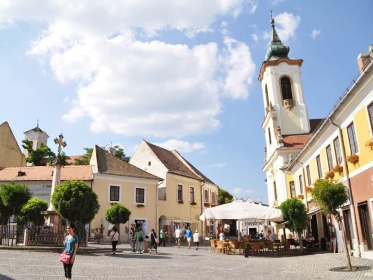 From Budapest: Full-Day Danube Bend Tour with Lunch - Discovering the Essence of the Danube Bend