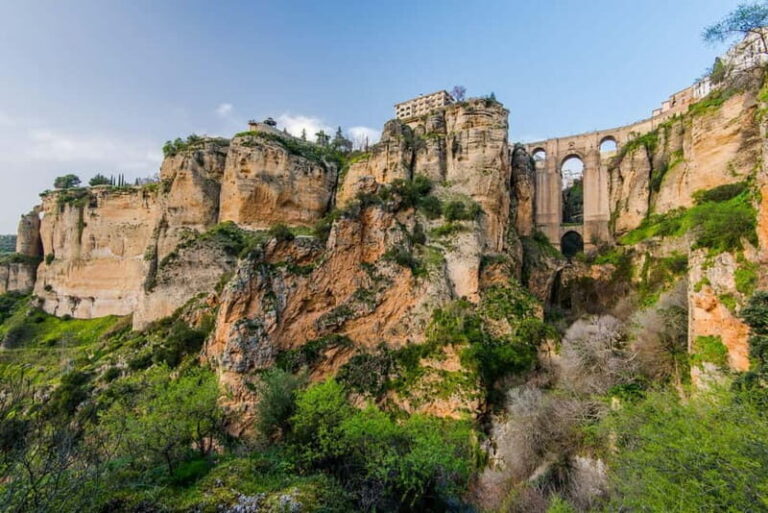 From Cádiz: Ronda Premium Private Day Tour with Wine Tasting - A Comprehensive Look at the Ronda Day Trip