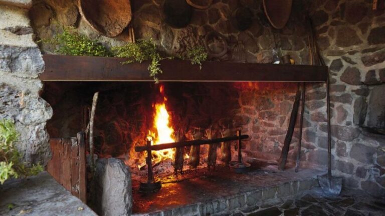 From Cala Gonone: Food, wine and craft tours in Dorgali - What Makes It Stand Out?