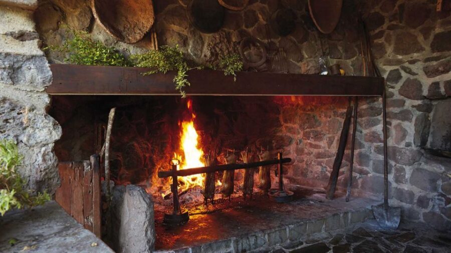 From Cala Gonone: Food, wine and craft tours in Dorgali - What Makes It Stand Out?