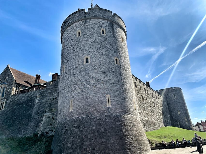 From Cambridge: Guided day trip to Windsor & Oxford - Break for Lunch and Transfer to Oxford