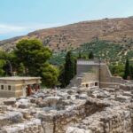 From Chania: Knossos Palace and Heraklion Full-Day Tour - Transportation & Group Dynamics