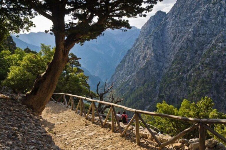 From Chania: Samaria Gorge with Professional Hiking Guide - The Heart of the Tour: Exploring Samaria Gorge