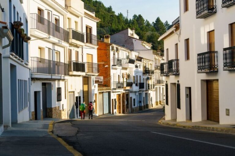 From Costa Blanca: Chulilla and the Hanging Bridges Day Trip - Who Will Love This Tour?