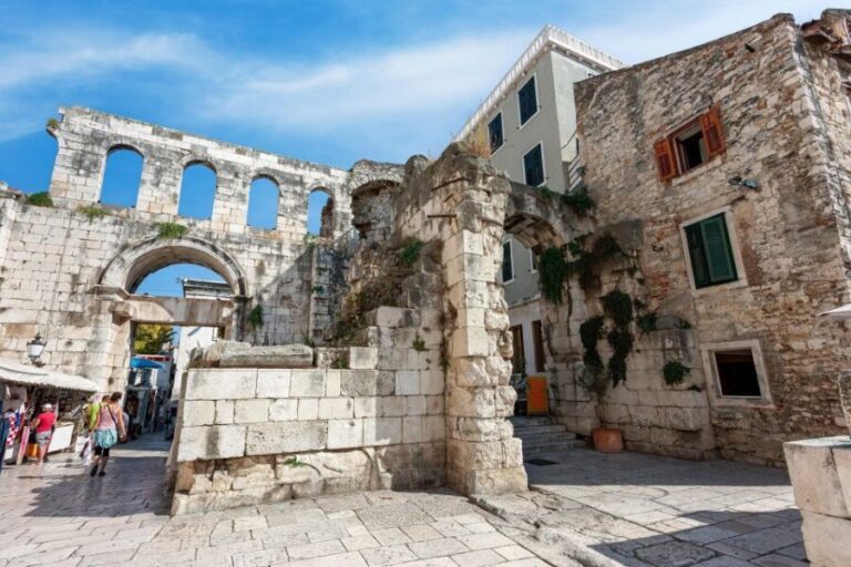 From Dubrovnik: Split Day Trip and City Tour with Transfers - Detailed Breakdown of the Tour Experience