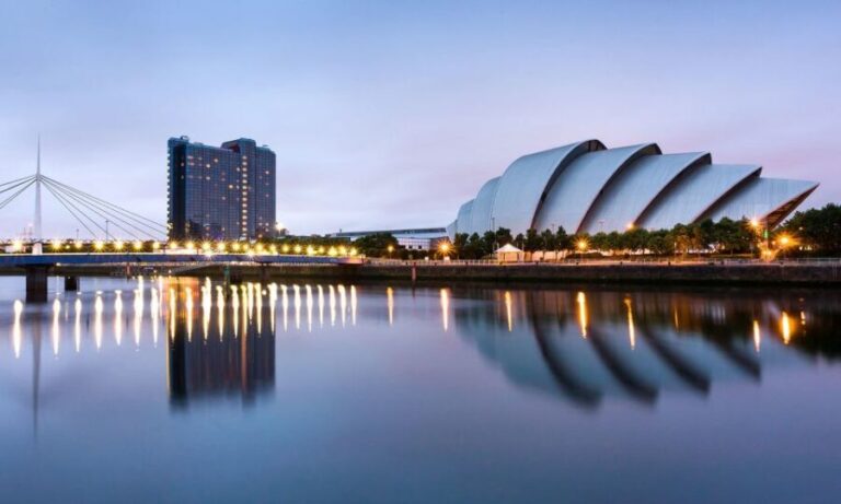 From Edinburgh: Glasgow & Scottish lakes Spanish Tour - Practical Aspects of the Tour