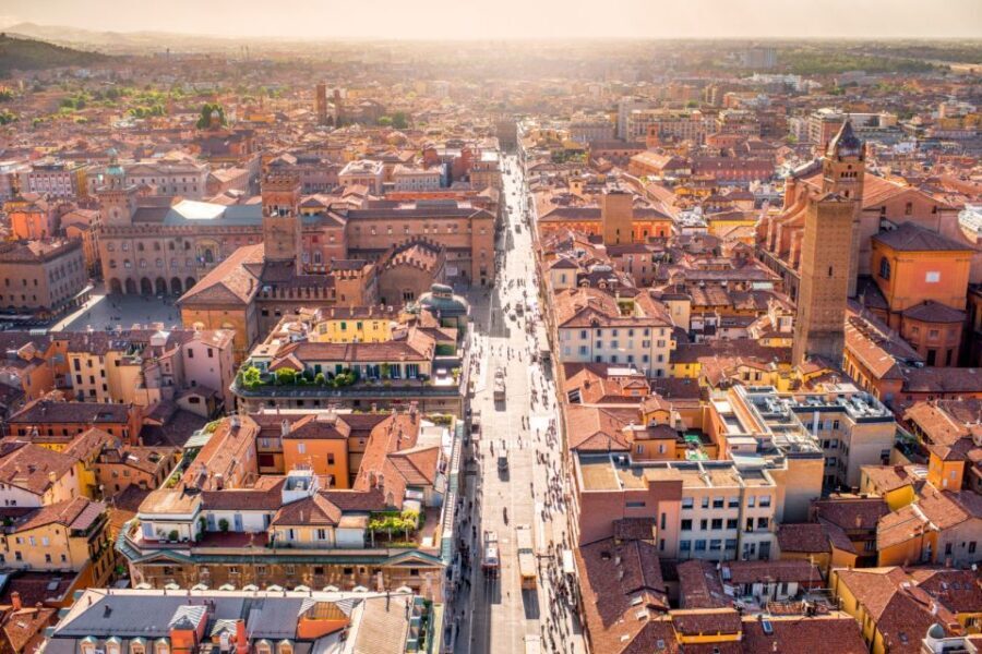 From Florence: Bologna Private Day Tour with Lunch - The Itinerary in Detail: What You’ll Experience