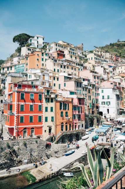 From Florence: Private Day Tour to Pisa and Cinque Terre - What Makes This Tour Stand Out