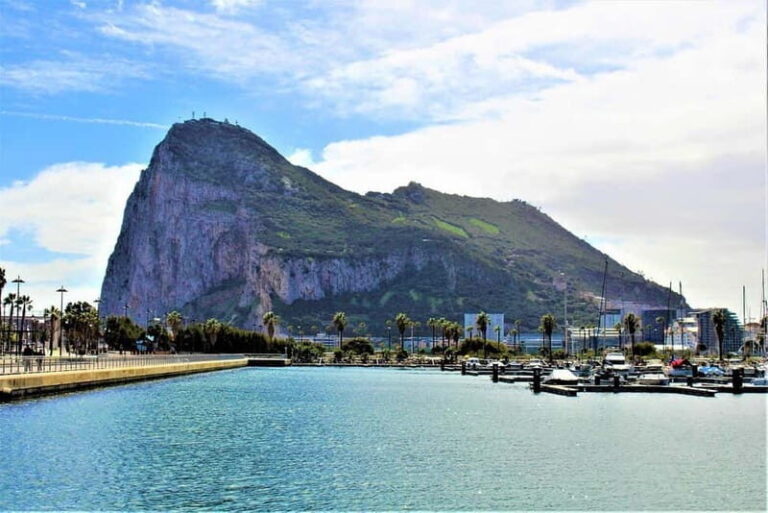 From Fuengirola: Gibraltar Day Trip - An In-Depth Look at the Gibraltar Day Trip