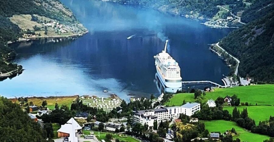 From Geiranger: Dalsnibba & Eagle Road Private Tour & Picnic - Why This Tour Stands Out