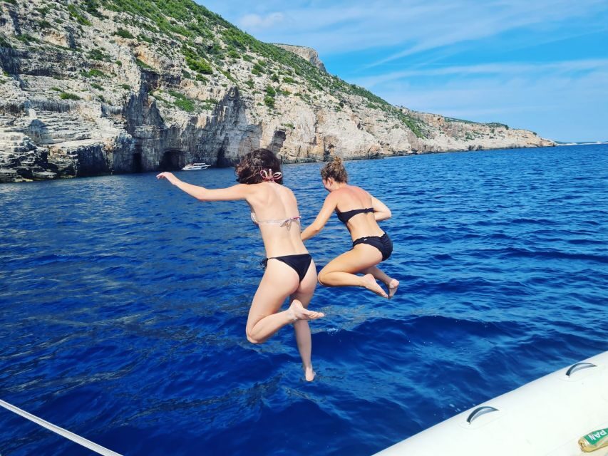 From Hvar: Blue Cave and 5 Islands Boat Tour - Transportation and Group Size