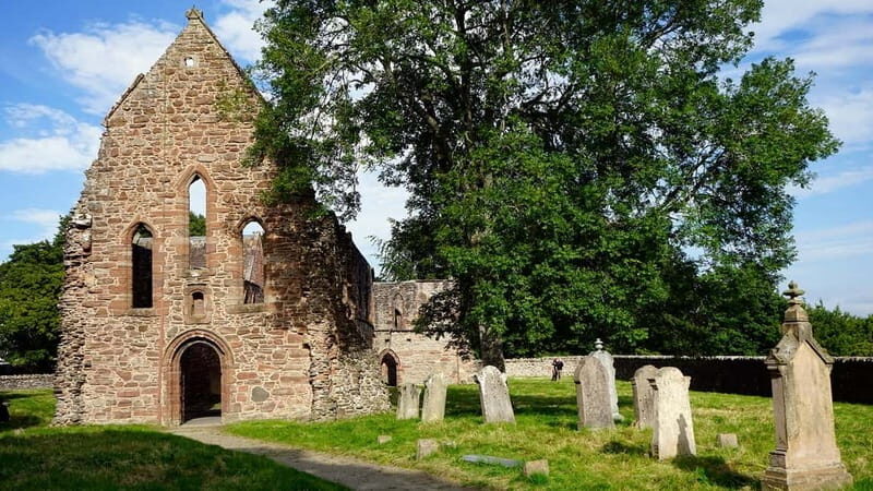 From Inverness OR Cromarty Port: CULLODEN, LOCH NESS + MORE - A Comprehensive Look at the Highland Tour
