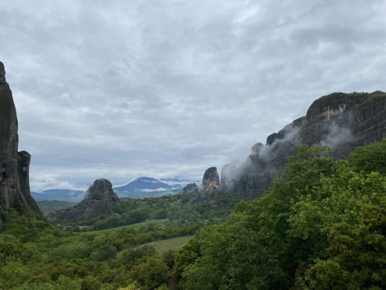 From Kalabaka or Kastraki: Meteora Monastery Morning Tour - Authentic Experiences and Authentic Insights