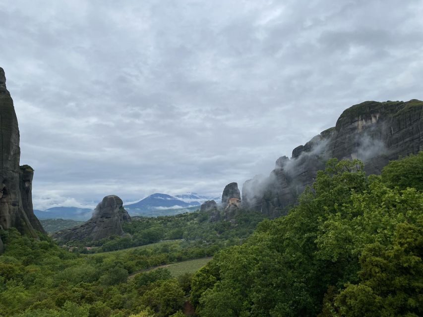 From Kalabaka or Kastraki: Meteora Monastery Morning Tour - Authentic Experiences and Authentic Insights