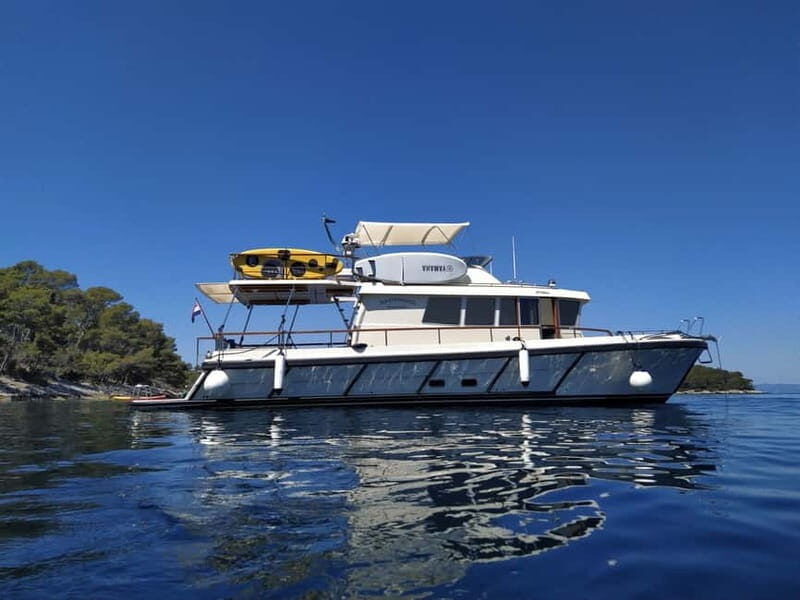 From Korcula island: Mljet Island Yacht Day Trip with Lunch - What to Expect on the Yacht