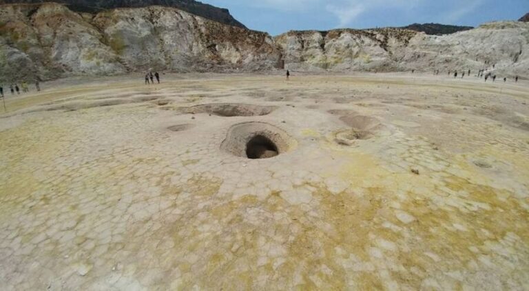 From Kos: Nissyros Volcano total package - Walking into the Volcano Crater