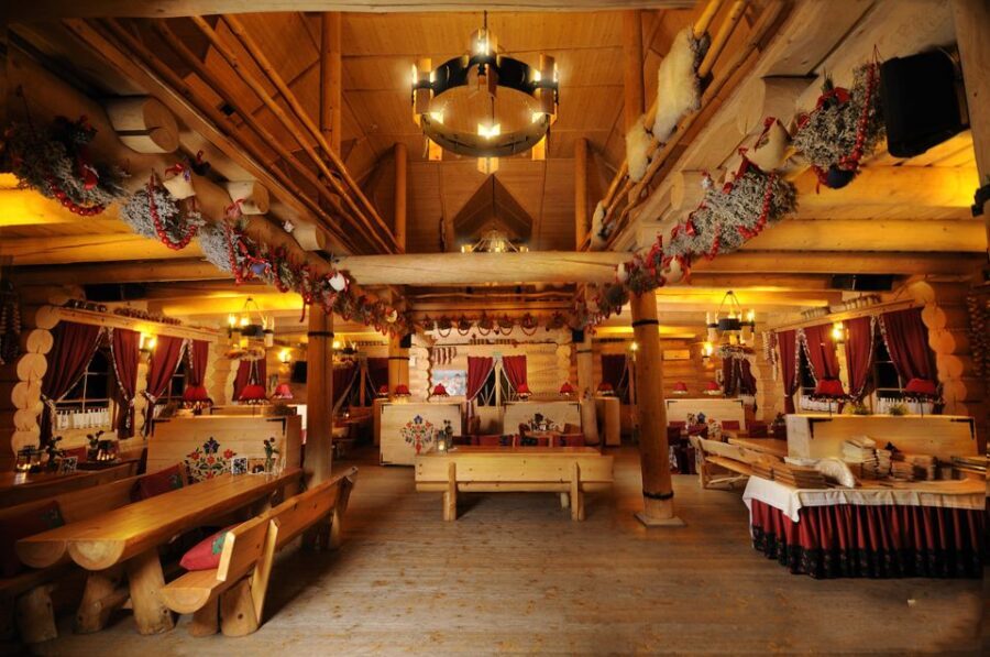 From Krakow: Auschwitz-Birkenau & Salt Mines with Lunch - The Salty Wonder of Wieliczka