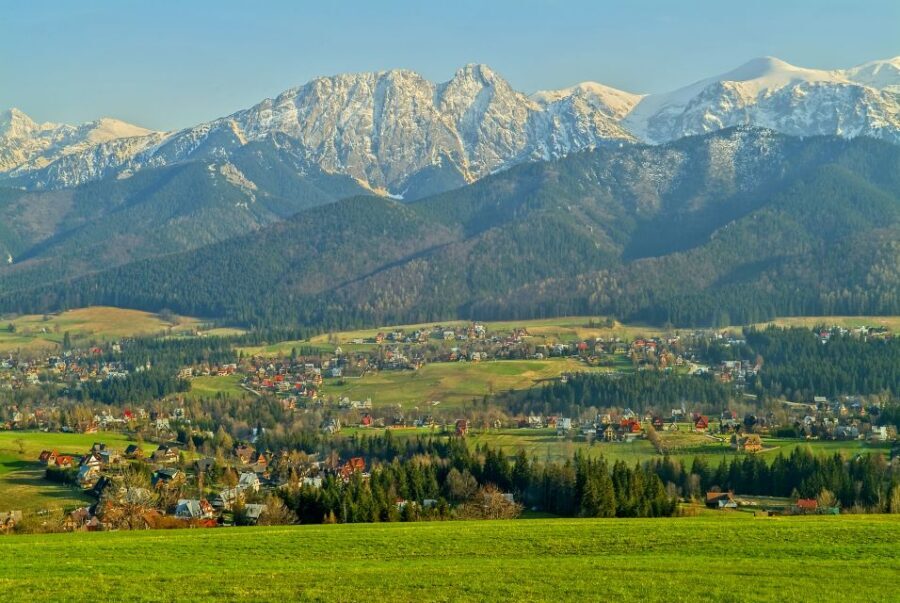 From Krakow: Full-Day Tour of Zakopane and Tatra Mountains - Discovering Zakopane and the Tatra Mountains