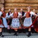 From Krakow: Polish Folk Show with All-You-Can-Eat Dinner - Why This Tour Works Well