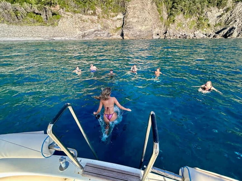 From Levanto and Monterosso: Guided Cinque Terre Boat Cruise - What to Expect: The Day in the Life of the Cruise
