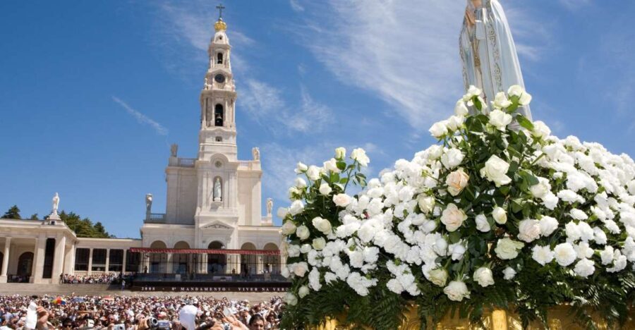 From Lisboa: Fatima, Nazare, Obidos & Batalha Full Day Tour - What this tour really offers