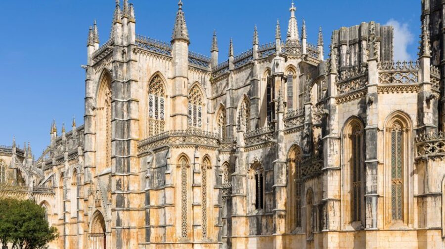 From Lisbon: Big Waves Nazaré, Óbidos & Batalha - Final Thoughts: Who Is This Tour For?