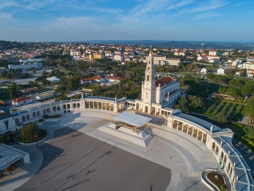 From Lisbon: Fatima, Batalha, Nazare, Obidos - Small Group - Detailed Breakdown of the Itinerary