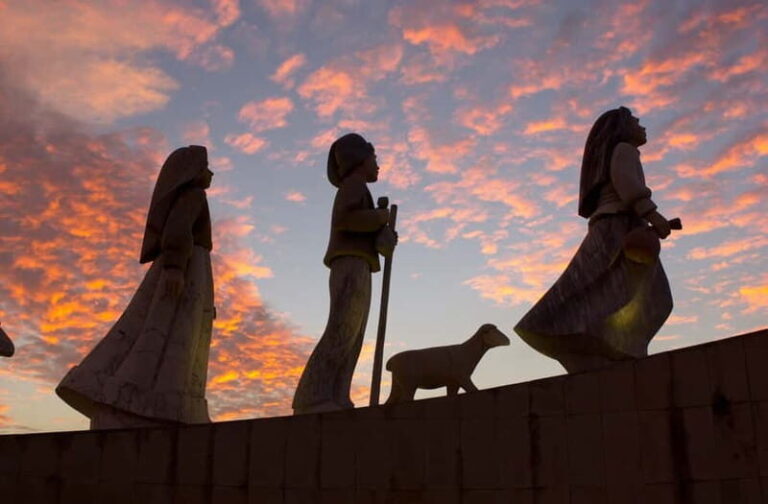 From Lisbon: Fátima HD and the Three Little Shepherds' House - The Experience in Detail